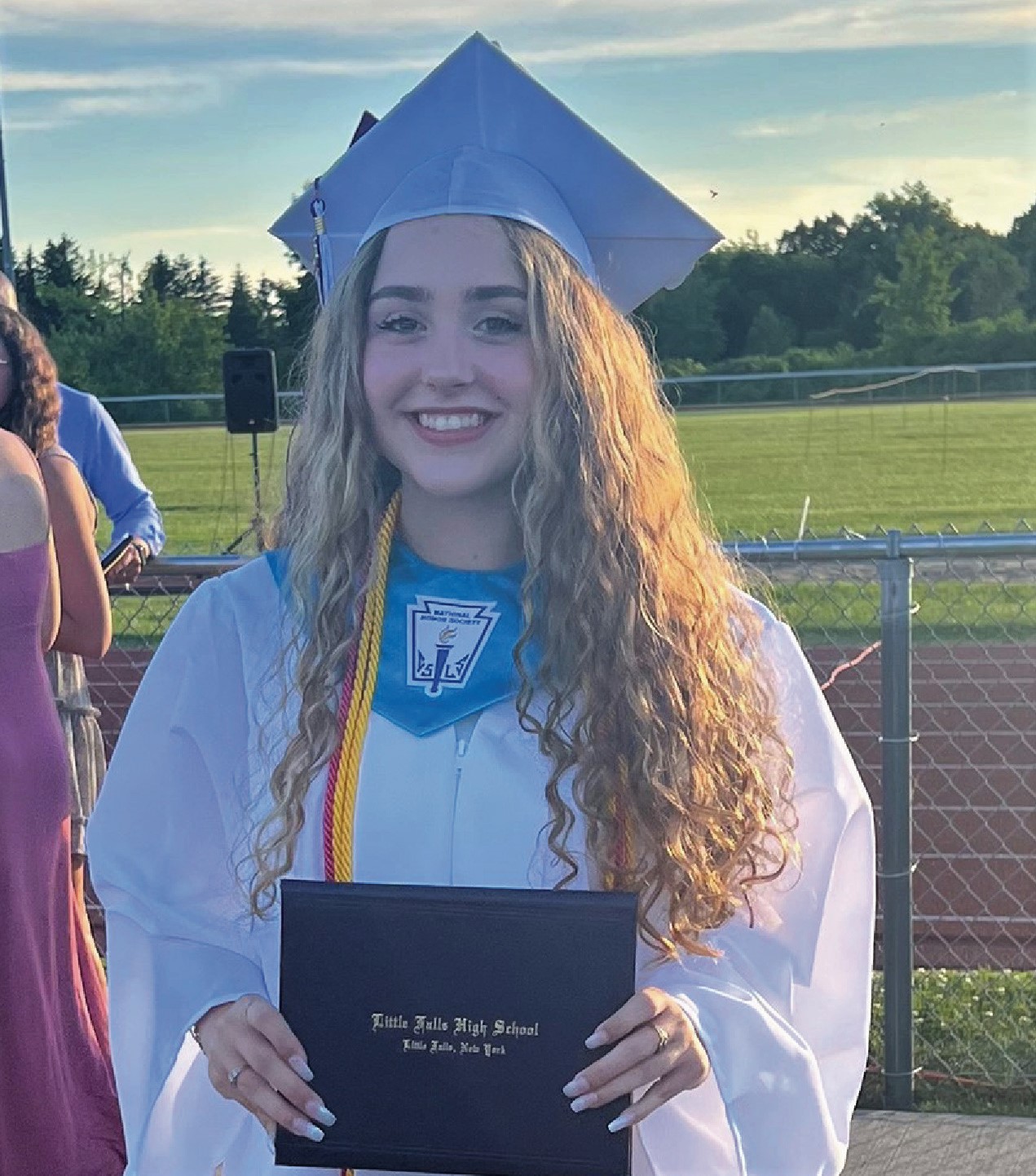 Community Roots Scholarship 2022 Recipients